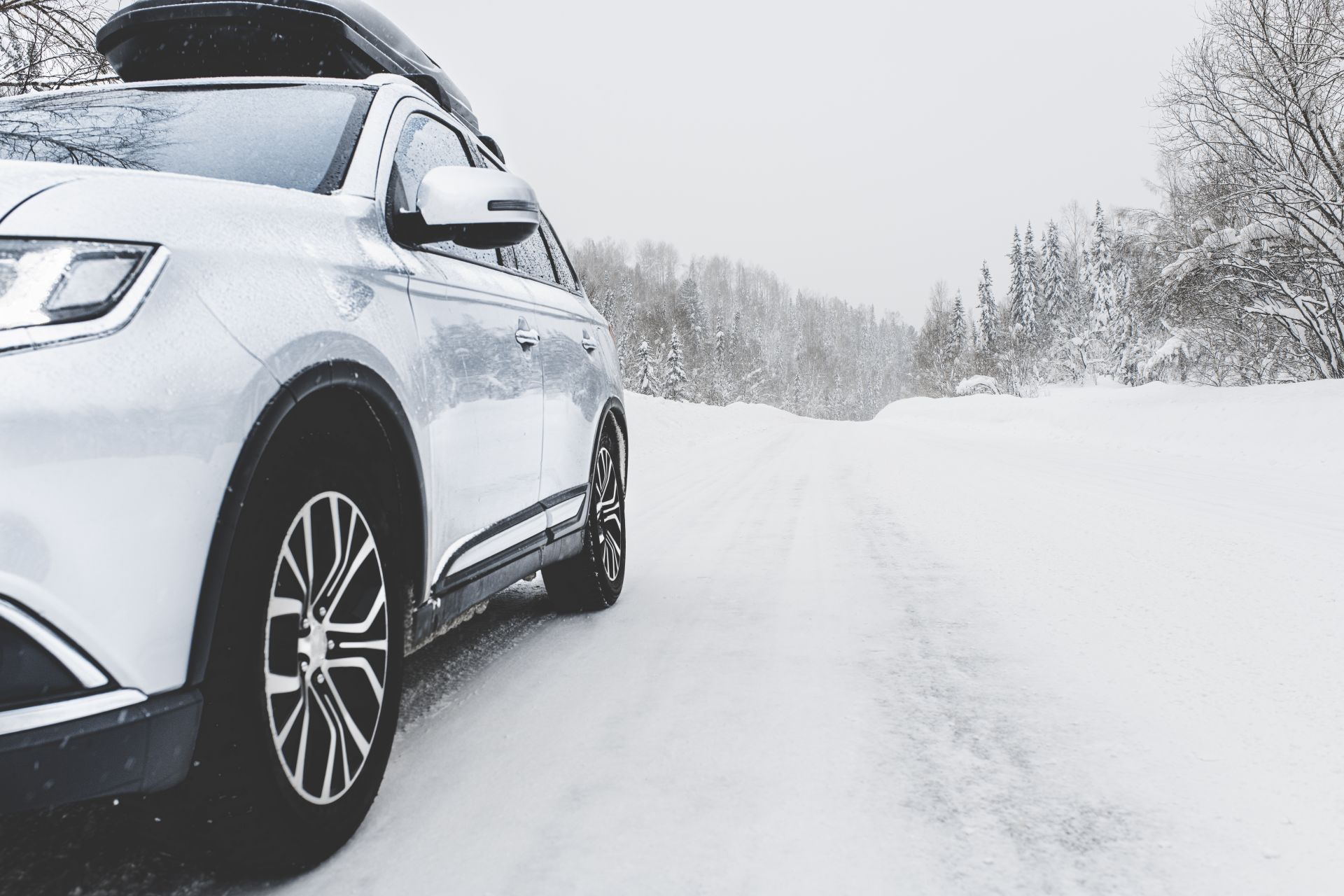 Tips om met de auto op skivakantie te gaan - Reistips.nl